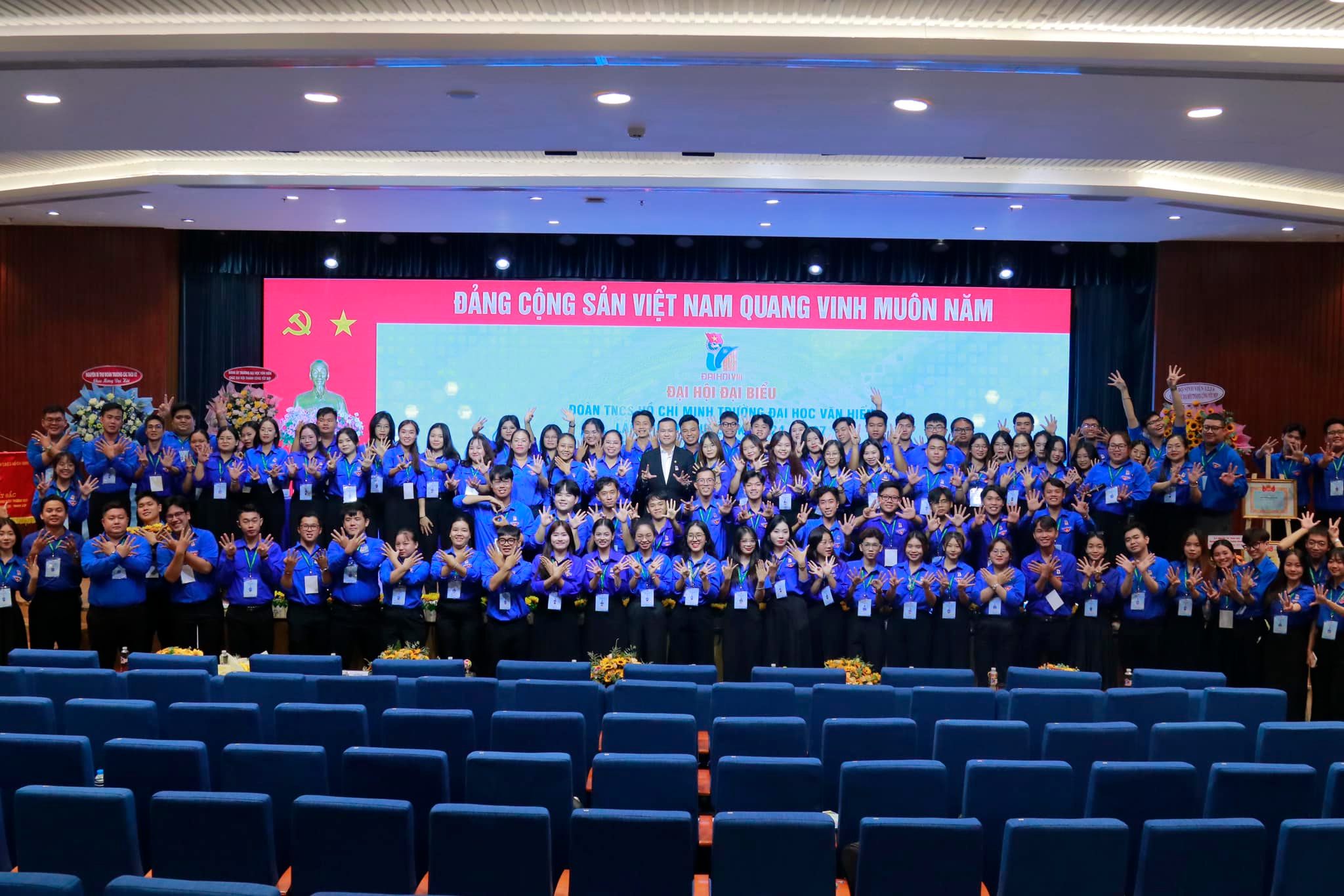 Chúc mừng Đại hội Đại biểu Đoàn TNCS Hồ Chí Minh Trường Đại học Văn Hiến Lần thứ VIII nhiệm kỳ ...